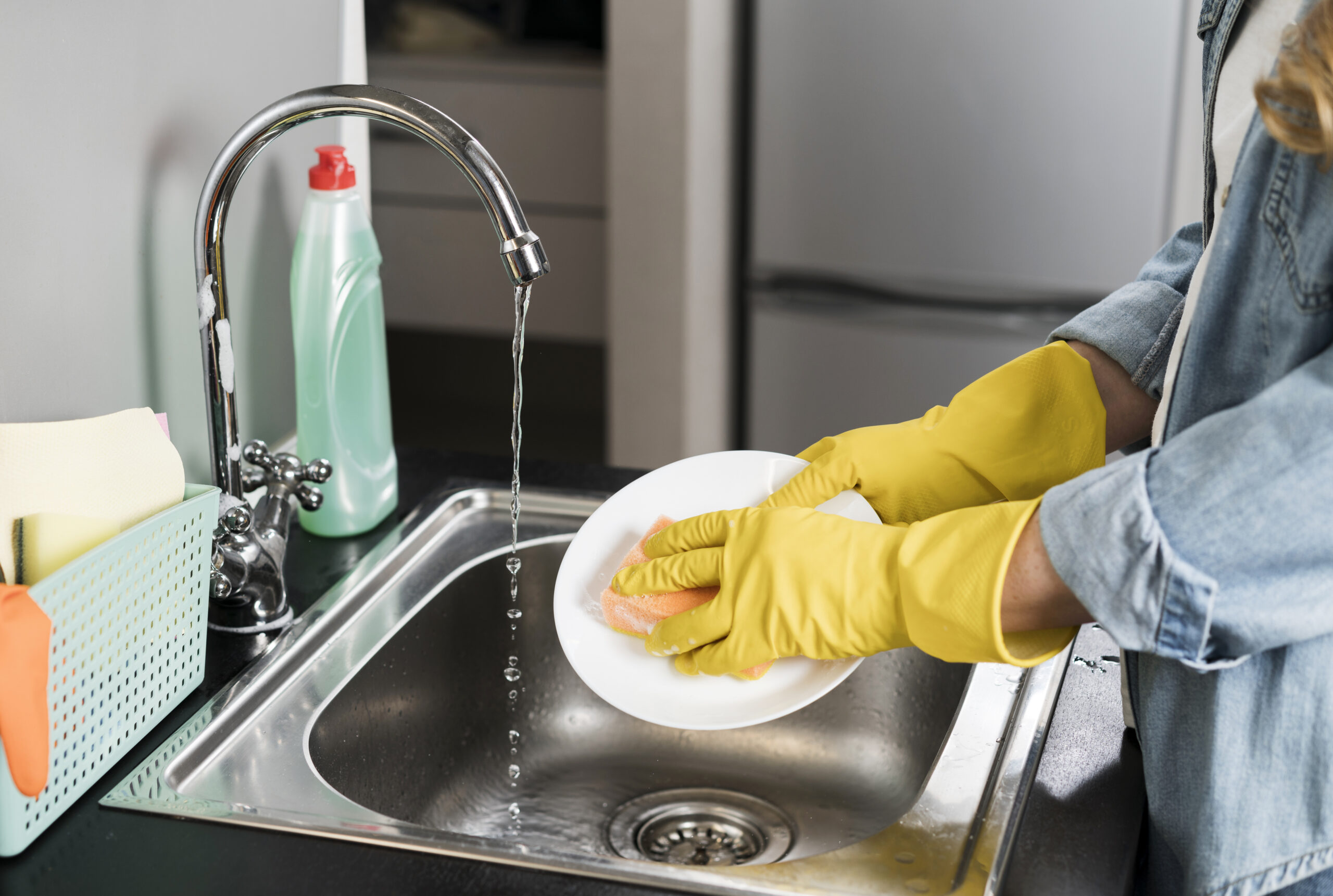 How to Wash Tableware So It Stays Clean, Hygienic, and Efficient ...