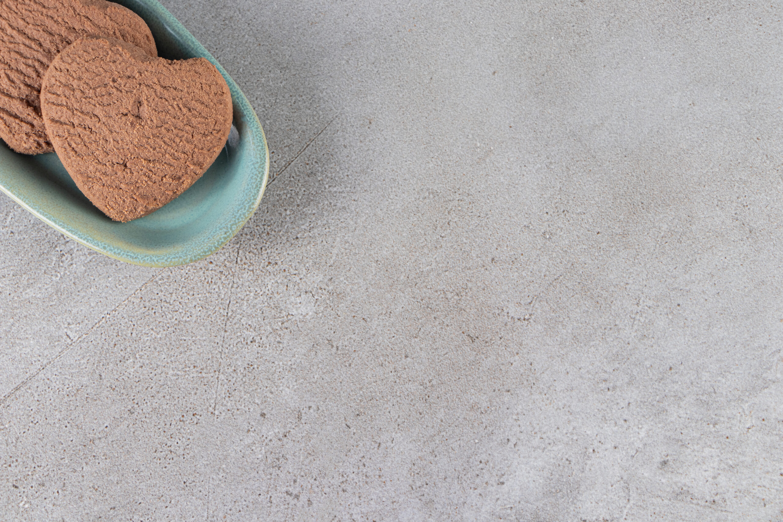 Easy Ways to Clean Solid Surface Table Tops to Keep Them Looking New ...